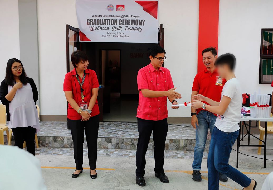 Mga Bata sa Bahay Pag-asa, Natuto ng Computer Skills - John Rey Tiangco